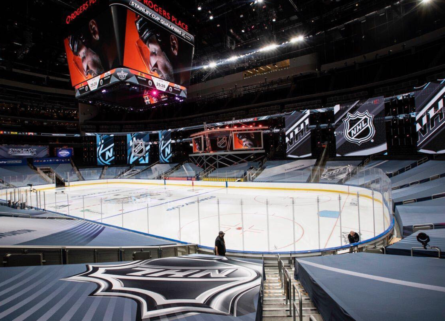 Hockey30 | WOW...Les arénas de Toronto et d'Edmonton sont FOUS