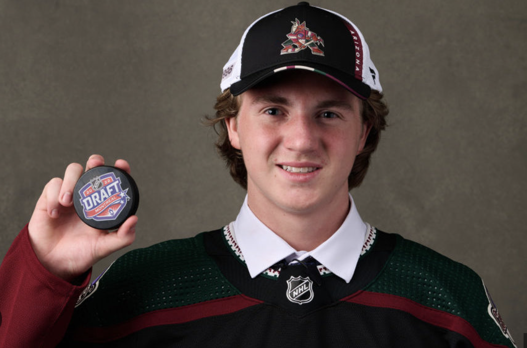 Hockey30 | GROSSE GROSSE ERREUR de Kent Hughes, Martin Lapointe et Nick ...