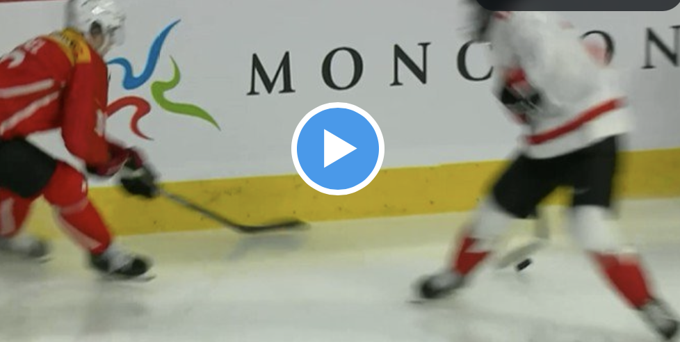 Hockey30 | Quand Connor Bedard va la REFILER à Cole Caufield....