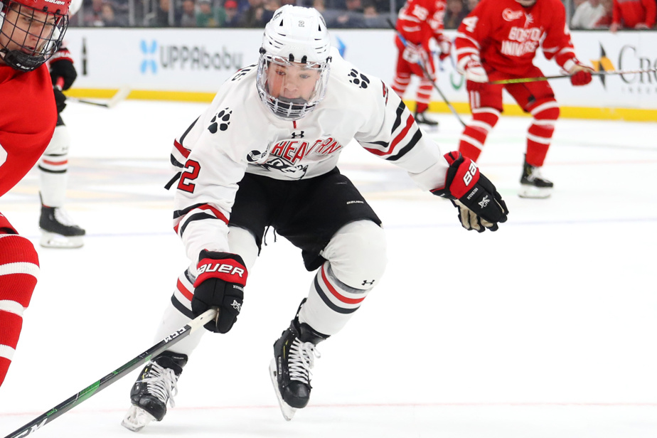 Hockey30 | Le coach de Northeastern envoie Jordan Harris...