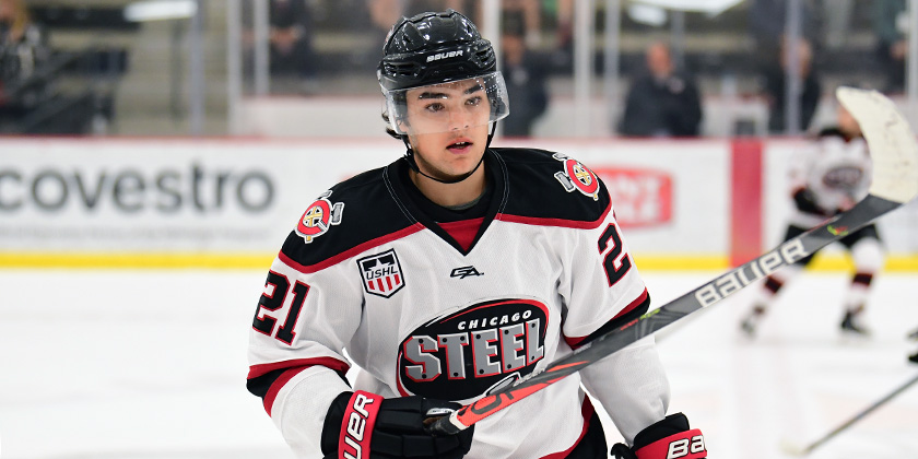 Hockey30 | Sean Farrell dans les estrades