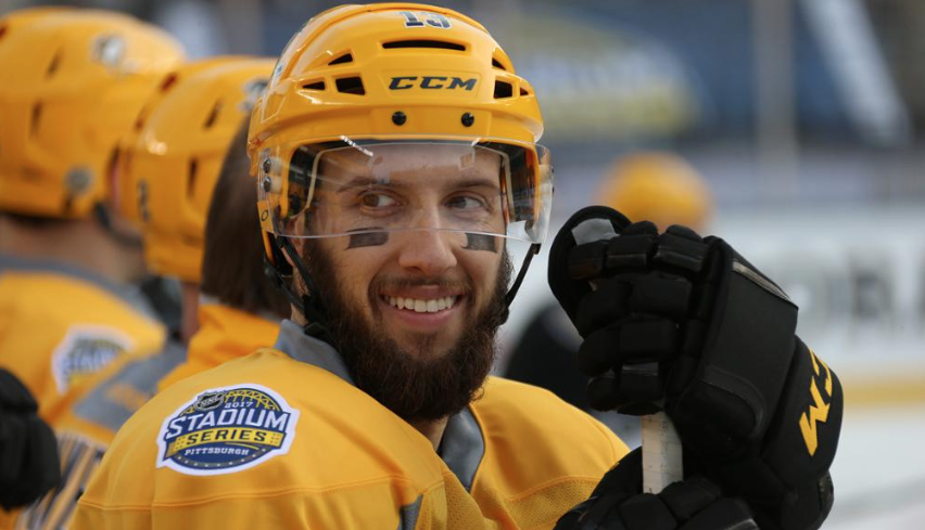 Hockey30 | Pierre LeBrun...A décidé d'ENFONCER le CLOU...