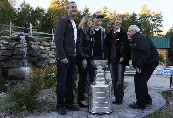 Hockey30 | On sait maintenant pourquoi Pat Brisson et son PARTNER JP ...