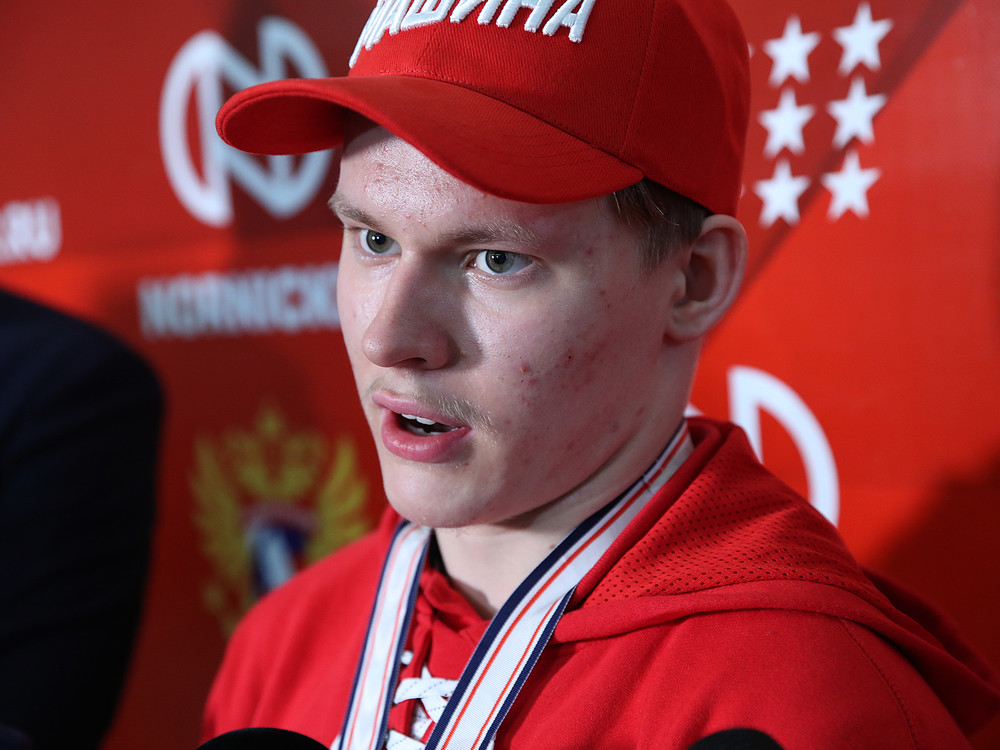 Hockey30 | Matvei Michkov à Montréal...via le 4e rang...