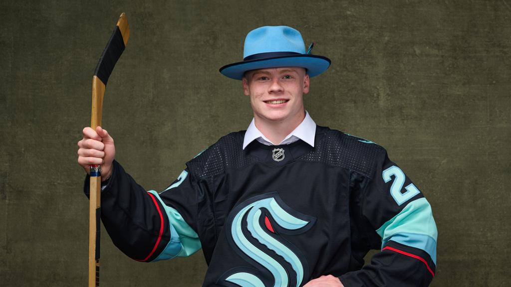 Hockey30 | Ty Nelson dans le VISEUR du Canadien de Montréal!!!